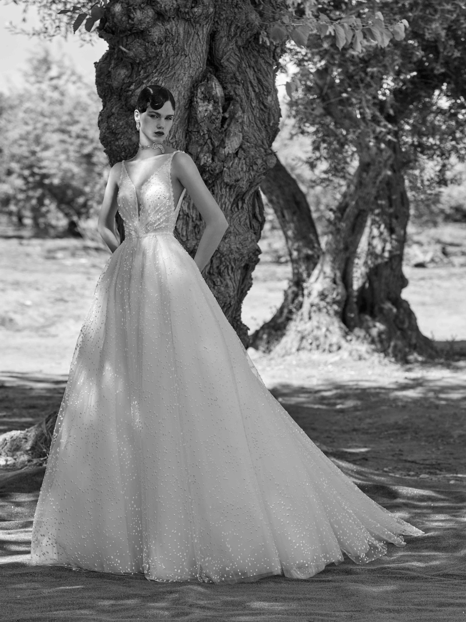 Higar Novias Group 2024, tre linee per donne glamour e raffinate