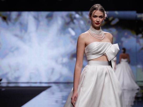 Sì Sposaitalia Collezioni 2024, torna la moda Bridal a Milano