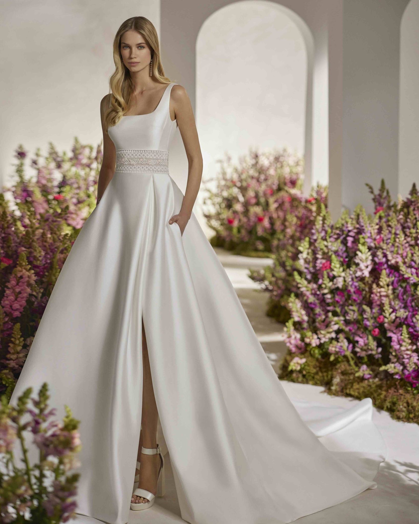 Rosa Clará 2025, sei collezioni per sognare nel giorno del Sì