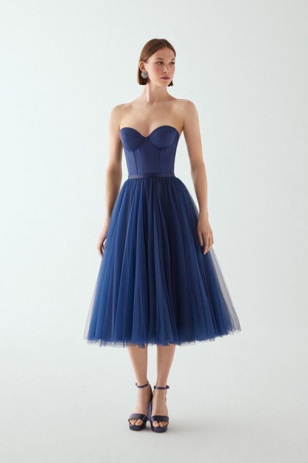 Abiti da cerimonia donna 2025, tutti i trend più belli della nuova stagione