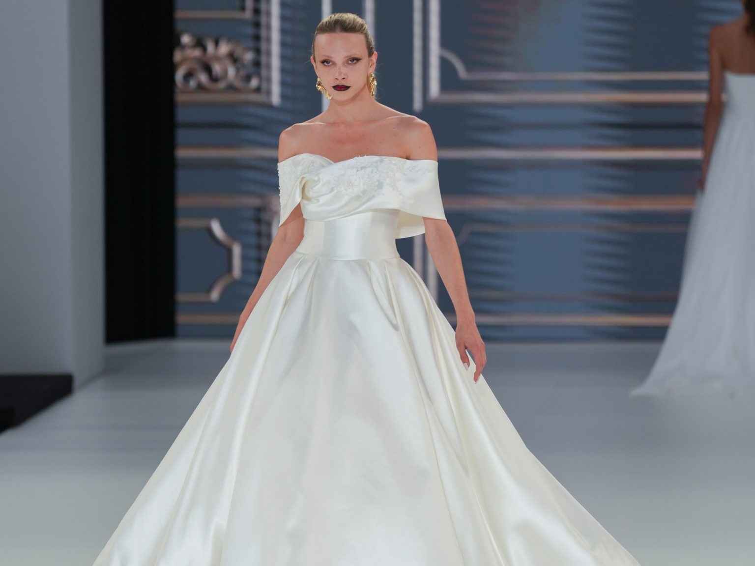 Abiti da sposa Allure Bridals 2026, il nuovo glamour firmato Abella